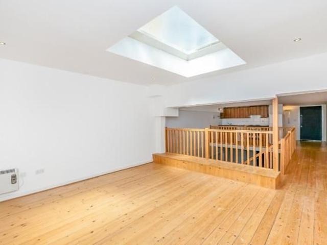 12 Somerford Grove, London N16, 1 bed flat to rent, £2,200 pcm | PrimeLocation