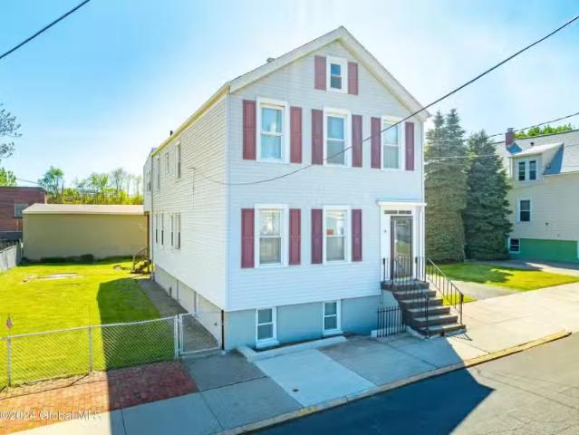 12 South Street, 2, Albany, NY 12204