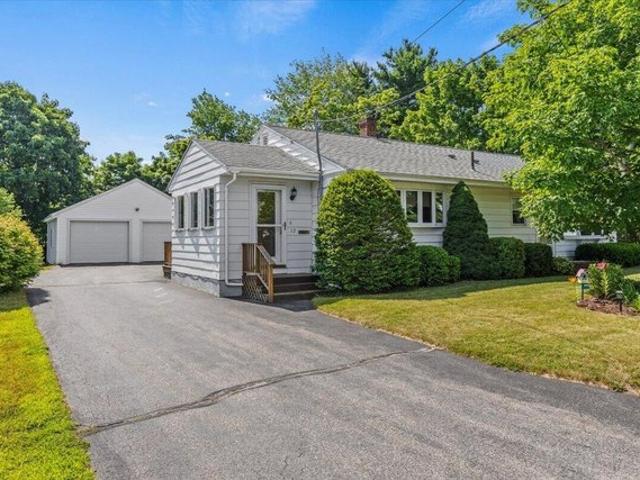 12 Southgate Ave, Biddeford, ME 04005