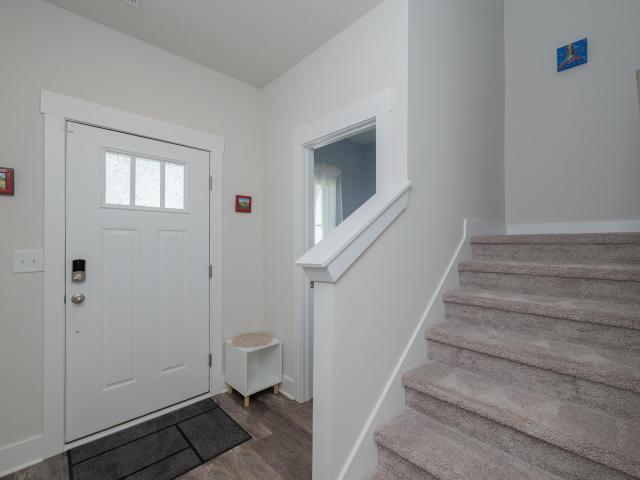 12 Sparrow Lane