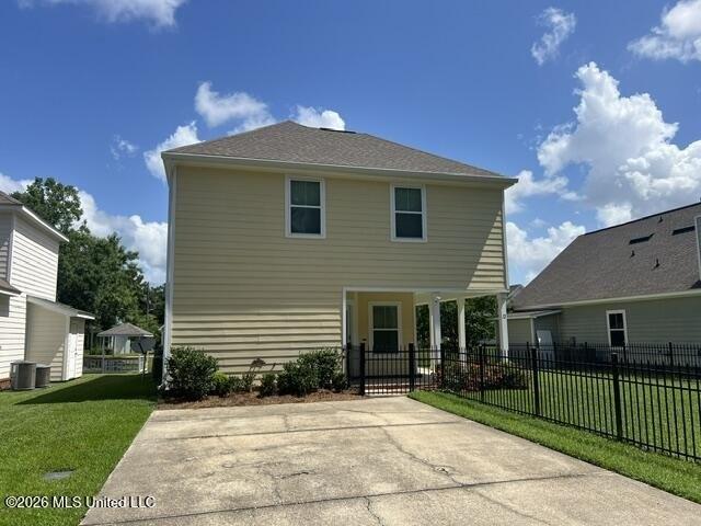 12 Sweetgrass Ln, Ocean Springs, MS 39564