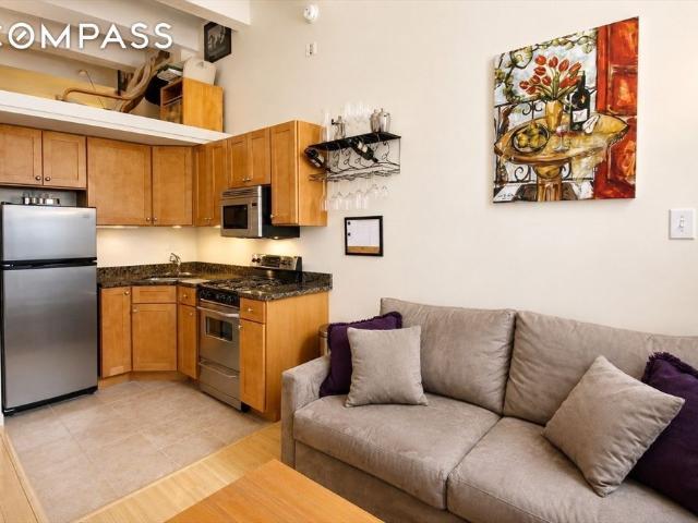 12 Stoneholm St 407, Boston, MA