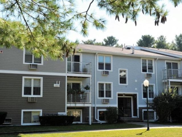 12 State Street, 3 beds, 2 full baths