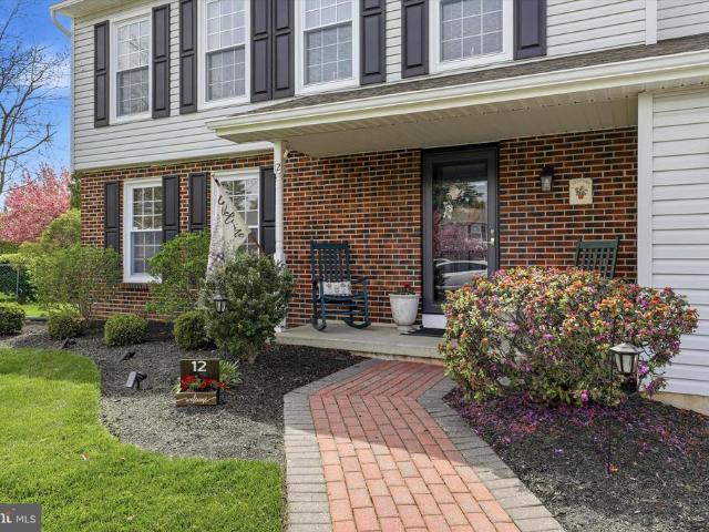 12 Sterling Drive