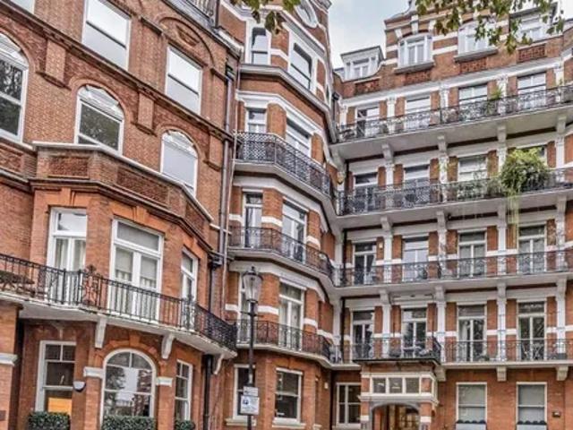 12a 39a Barkston Gardens, London, SW5 0ER, United Kingdom | 3 bed apartment for rent #135672231 | Rentberry