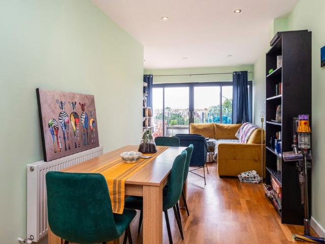 12A Moring Lane, Hackeny, E9 6NA