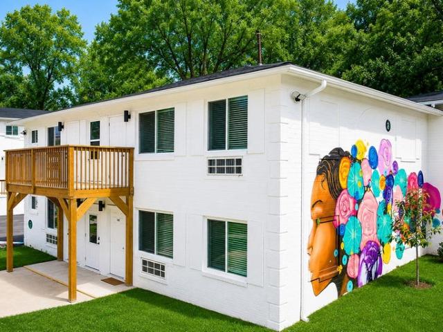 12Hundred Studio Apartments Fully Furnished Studi