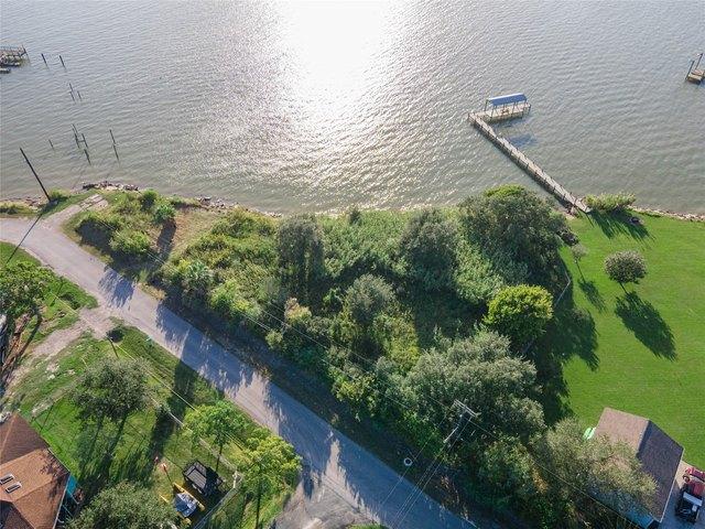 12th, San Leon, TX 77539