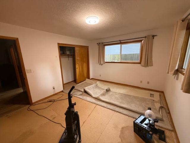 12x14 room with some furniture available