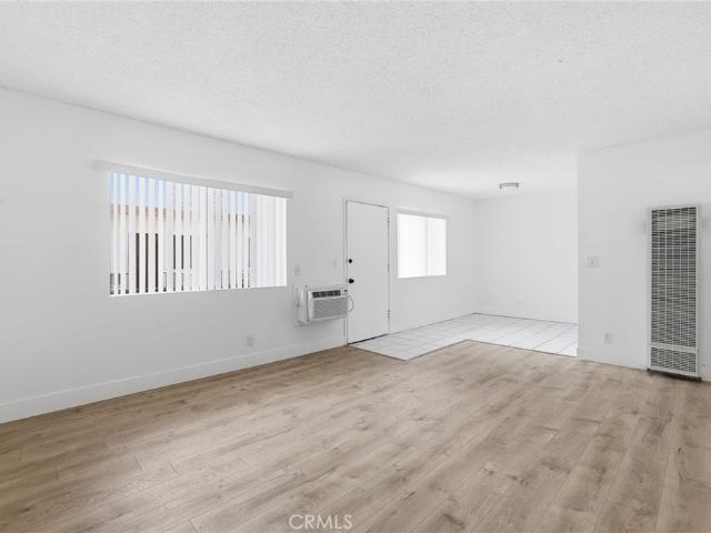 13040 Dronfield 23