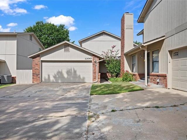 13047 E 28th Pl, Tulsa, OK 74134