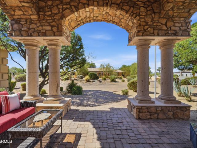 13044 e cochise road