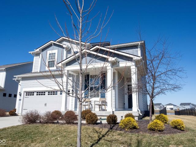 13045 Hartswood Dr, Fishers, IN 46037 | MLS #22084 | Compass