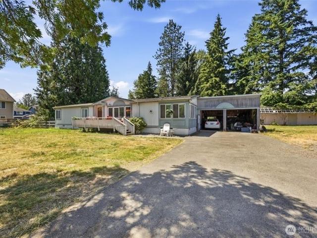 13045 SE 208th St, Kent, WA 98031
