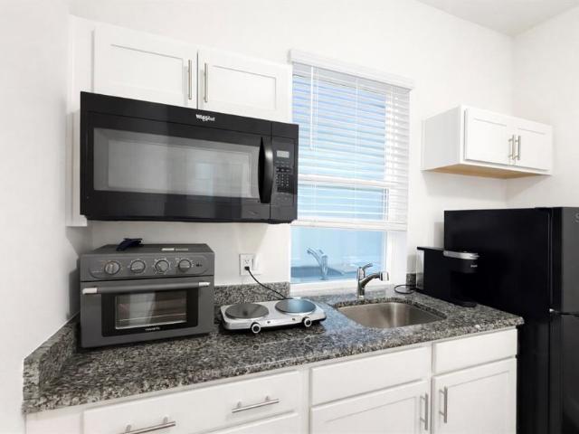 13049 Michael Callin Aly, Orlando, FL 32828 | MLS #O6372 | Compass