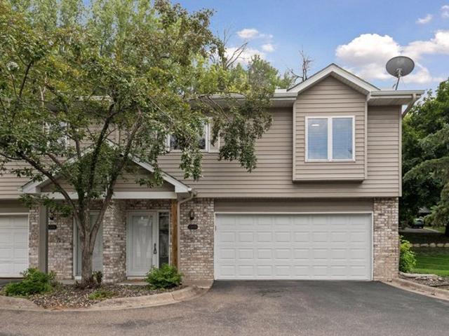 13049 Penn Ave S, Burnsville, MN 55337
