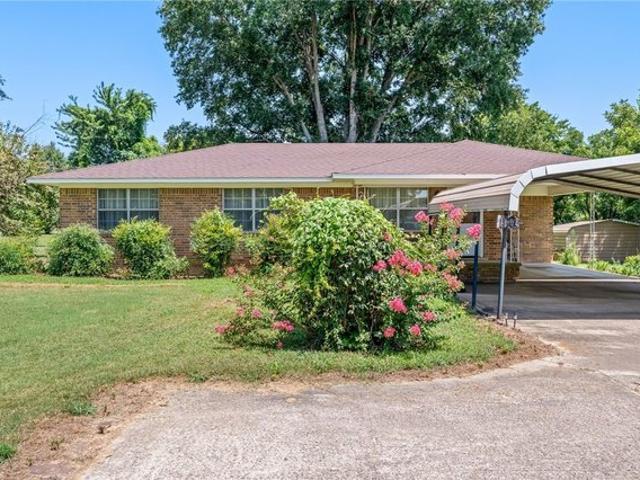 1304 N Main St, Mulberry, AR 72947