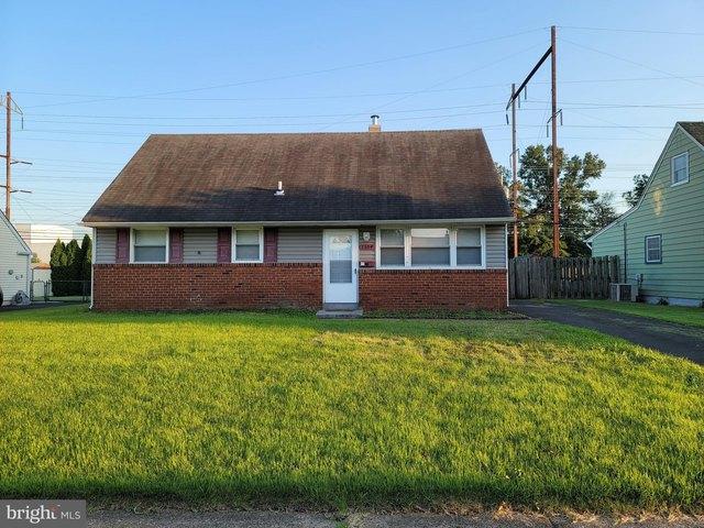 1304 Nancy Dr, Bristol, PA 19021