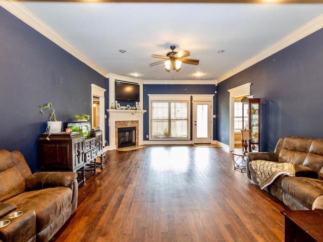 1304 Nature Way