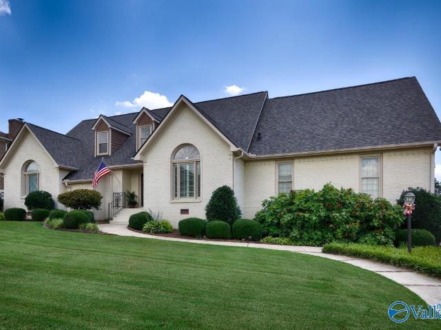 1304 Old Carriage Lane