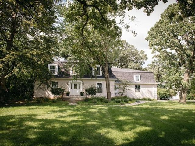 1304 Berwyn St, Spring Grove, IL 60081