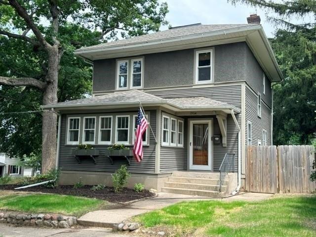 1304 Brownwood Dr, Rockford, IL 61107