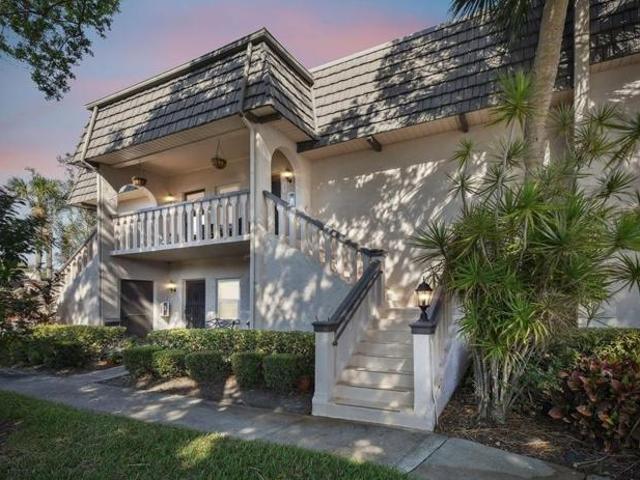 1304 Cordova Green #1304, Seminole, FL 33777