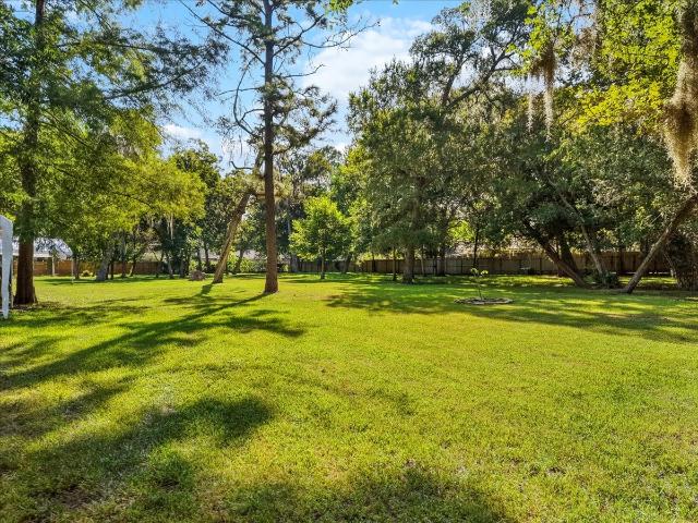 1304 Deepwood Drive