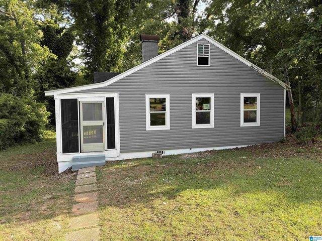 1304 E 11th St, Anniston, AL 36207