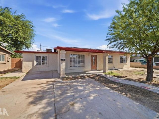 1304 E 25th St, Yuma, AZ 85365