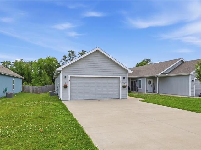 1304 E Joles Drive