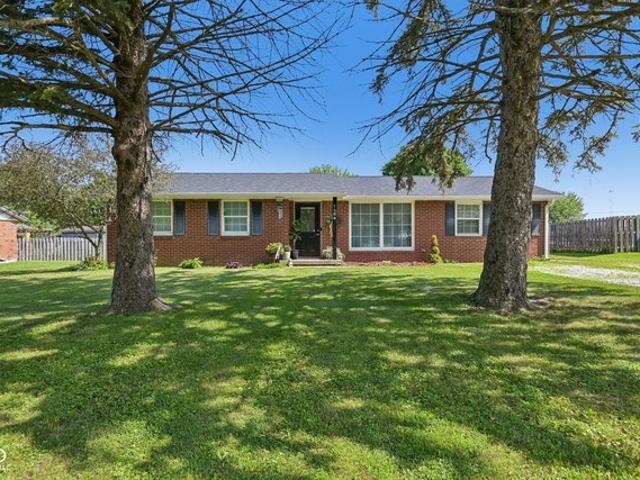 1304 Factory St, Frankton, IN 46044
