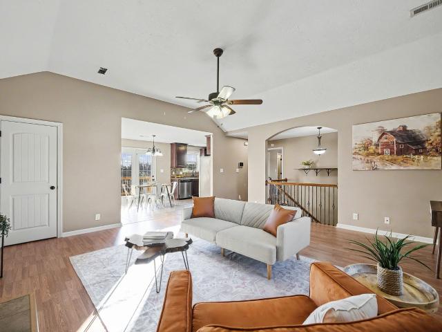 1304 Freedom Dr