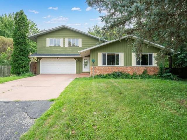 1304 Gage Ct NW, Rochester, MN 55901
