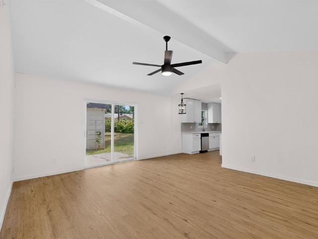 1304 Glynn Oaks Drive