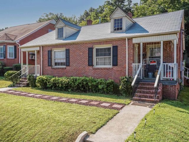 1304 Holloway Street