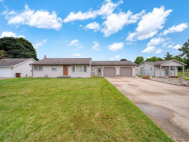 1304 Joseph St, Jackson, MI 49202