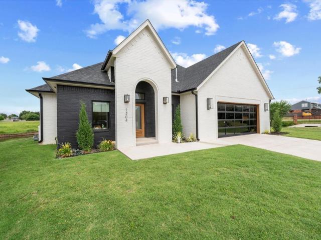1304 Katelyn Court