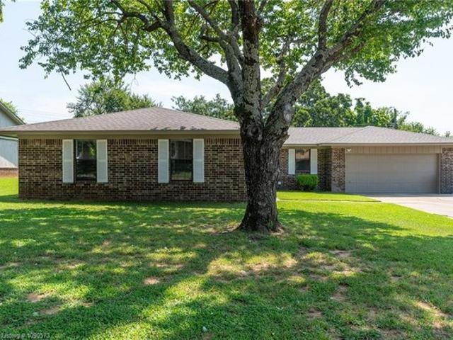 1304 Kingswood St, Alma, AR 72921
