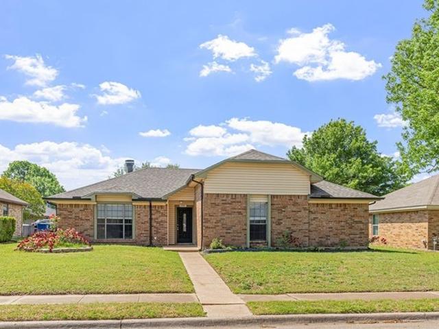 1304 Petunia Dr, Allen, TX 75002