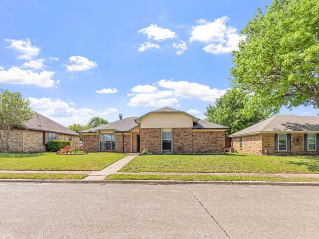 1304 Petunia Dr, Allen, TX 75002 | MLS #21219 | Compass