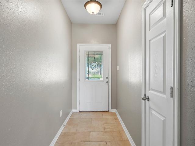 1304 Roanoke Court