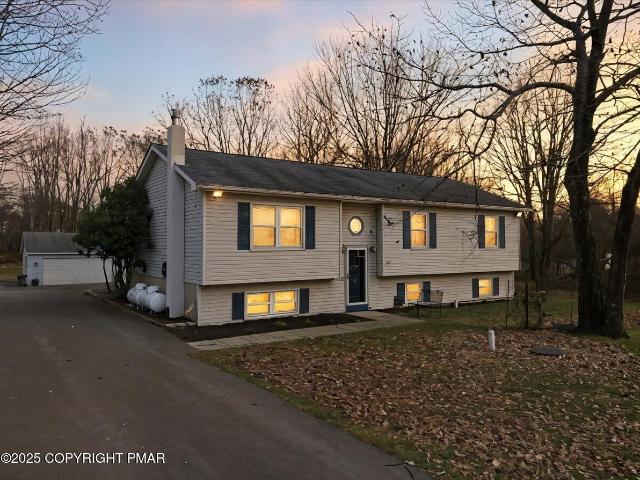 1304 Summit View Dr, Long Pond, PA 18334 | MLS #PM 137153