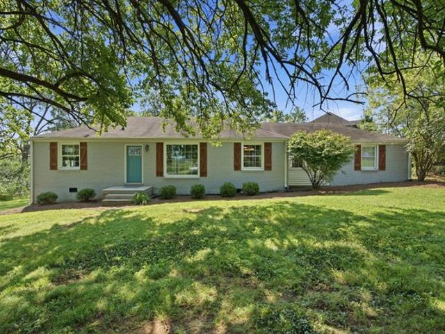 1304 S Graycroft Ave, Madison, TN 37115