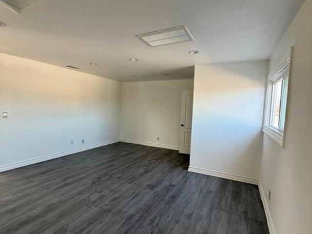1304 Santa Anita
