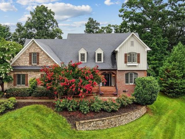 1304 Selby Ln, Knoxville, TN 37922