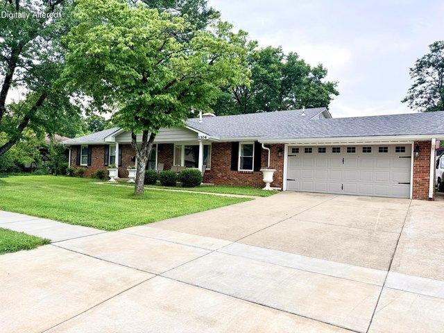 1304 Tanforan Dr, Lexington, KY 40517