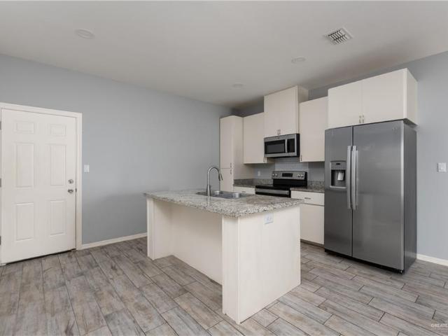 1304 W Heritage Drive W