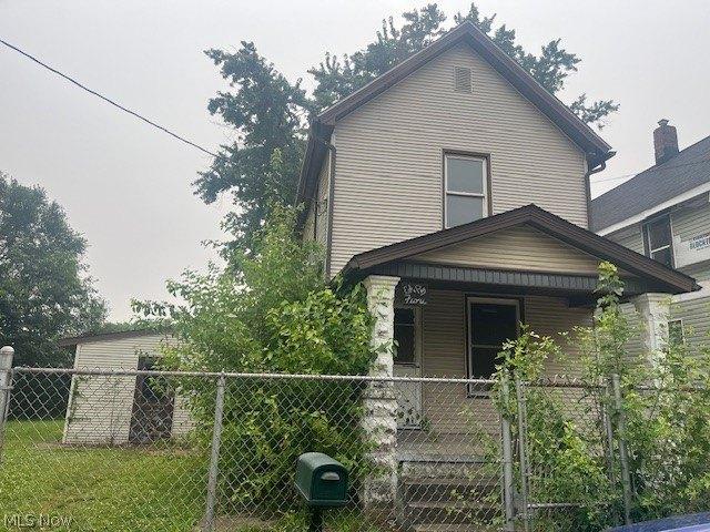 1304 17th St SW, Canton, OH 44706