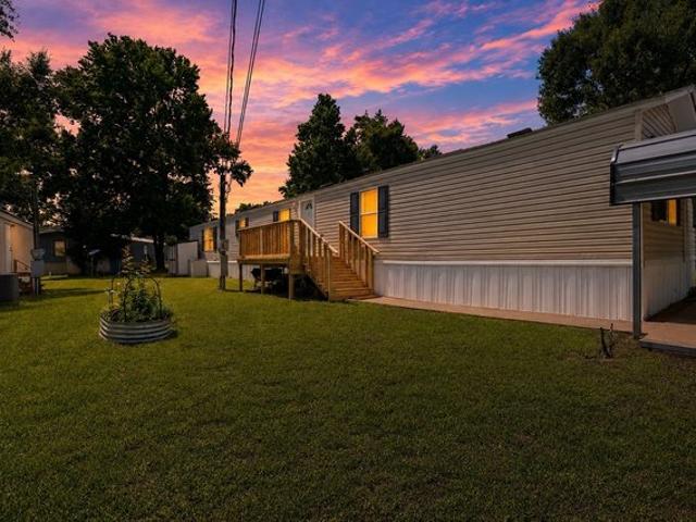13053 Oak Manor Ct, Willis, TX 77318